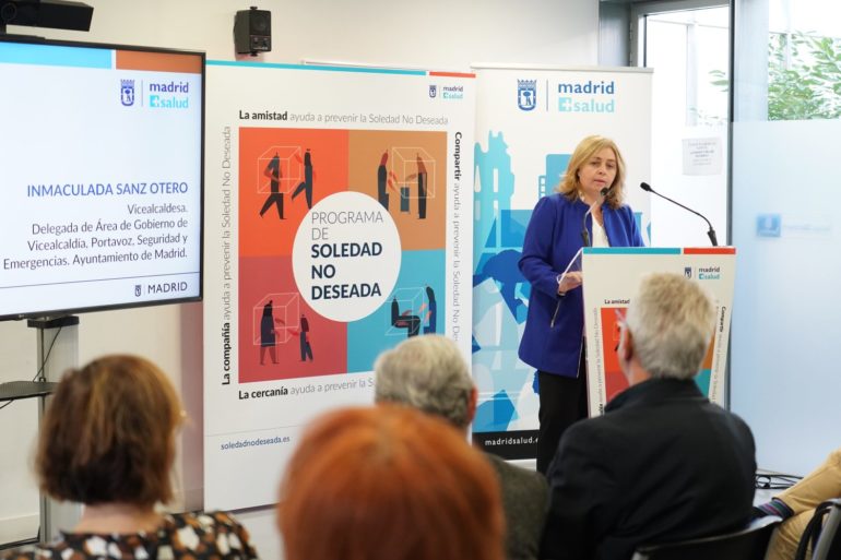 El Ayuntamiento de Madrid combate la soledad no deseada de los mayores con Inteligencia ...